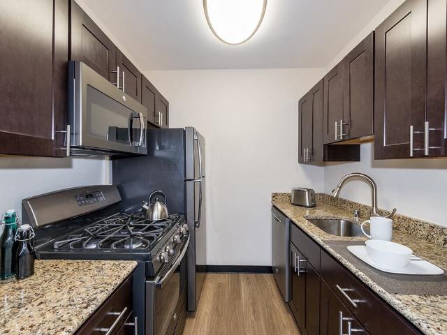 The 925 Apartments 1 Bedroom Apartment for Rent at 925 25th St Nw, Washington, DC 20037 Foggy Bottom GWU West End