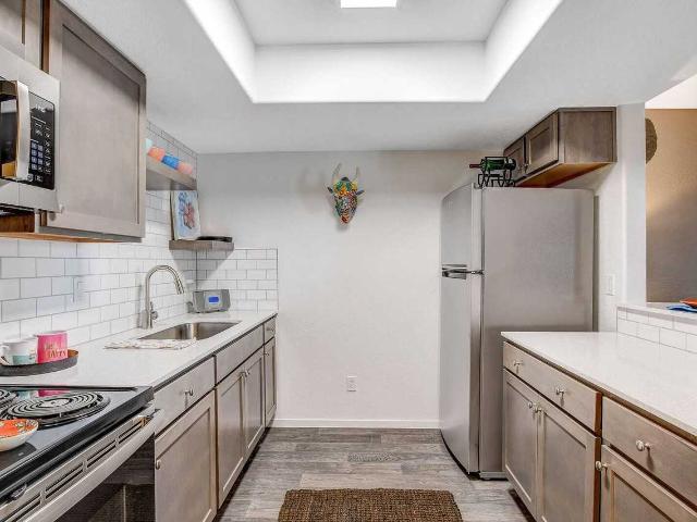 The 95 Apartments 2 Bedroom Apartment for Rent at 7100 W Alexander Rd, Las Vegas, NV 89129