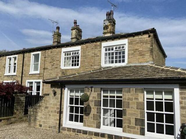 The Cottage, Roberttown Lane, 2 Bedroom Cottage