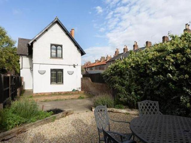 The Cottage, Scarcroft Lane, 3 Bedroom House