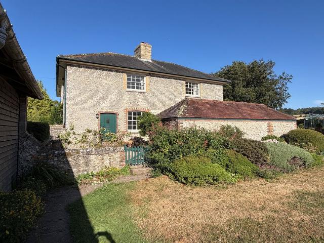 The Cottage, Selhurst Park, Halnaker, Chichester, West Sussex PO18, 2 bed terraced house to rent, £1,350 pcm | PrimeLocation