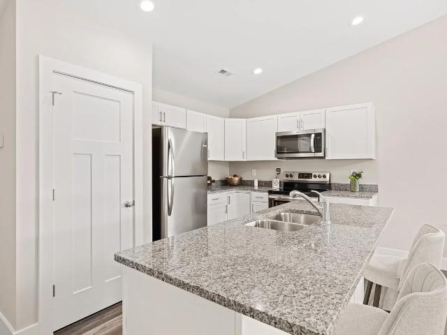 The Cottages at Broken Chimney 3 Bedroom Apartment for Rent at 1022 Chimney Wood Ln, Inman, SC 29349