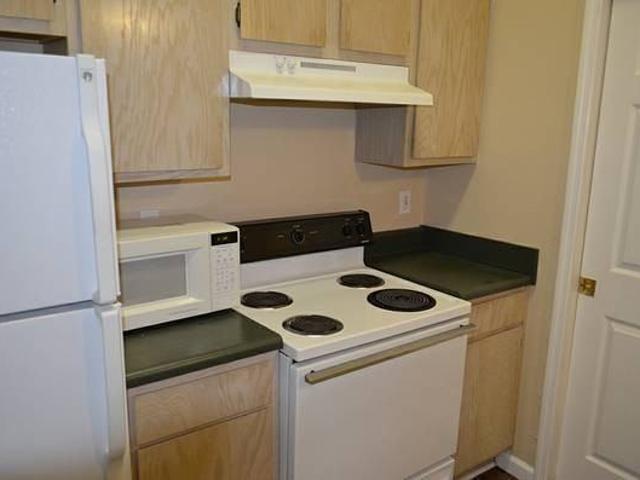 The Cottages at Rumba 2 Bedroom Apartment for Rent at 2474 Rumba Ct, Tallahassee, FL 32304
