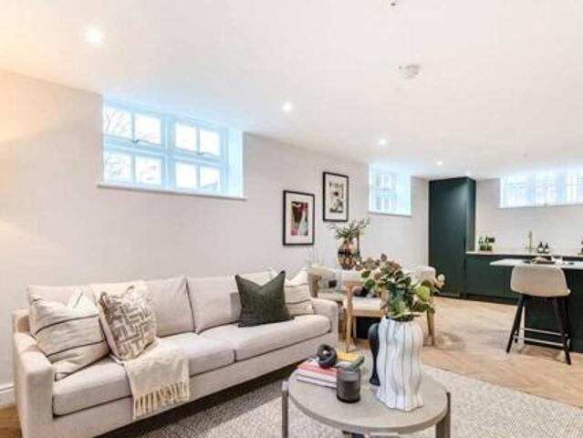 The Courtyard, West Street, 1 Bedroom Apartment