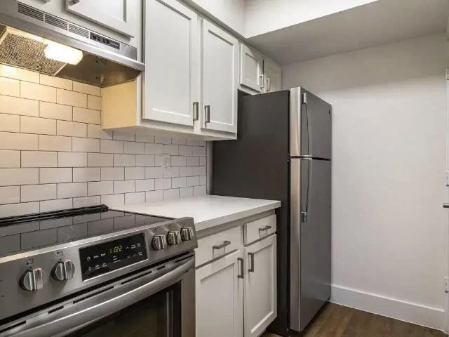 The Cove 1 Bedroom Apartment for Rent at 2000 Bay Area Blvd, Houston, TX 77058 Clear Lake