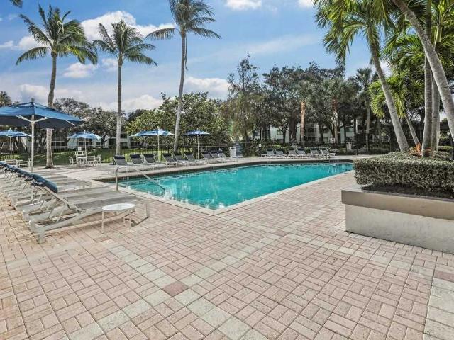 The Cove at Boynton Beach Apartments 2 Bedroom Apartment for Rent at 100 Newlake Dr, Boynton Beach, FL 33426