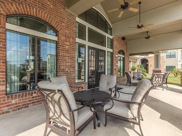 The Colony Luxury Apartments 1 Bedroom Apartment for Rent at 4109 John Stockbauer Dr, Victoria, TX 77904