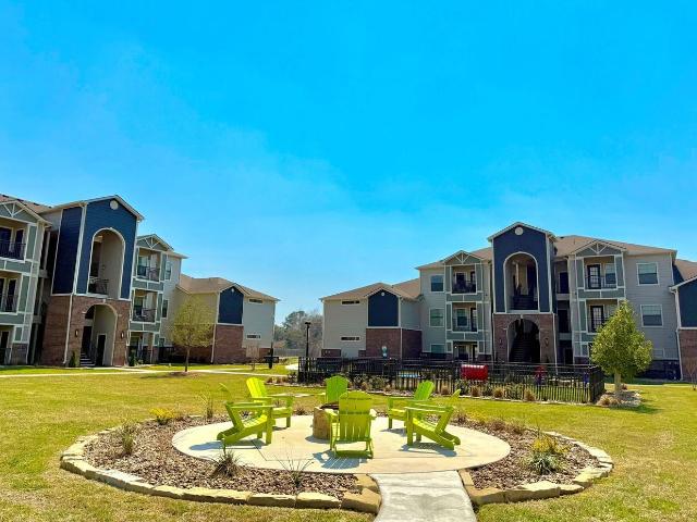 The Colony Luxury Apartments 2 Bedroom Apartment for Rent at 4109 John Stockbauer Dr, Victoria, TX 77904