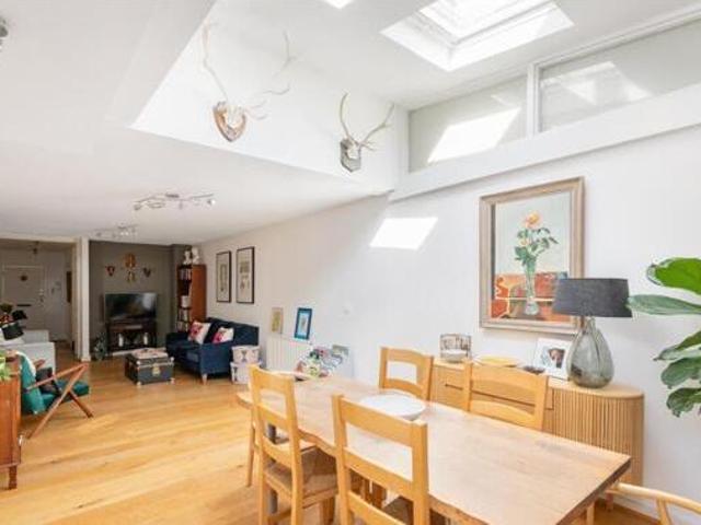 The Colonnades, Porchester Square, 4 Bedroom Flat