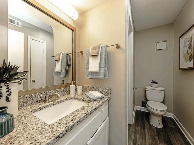 The Collective at Sutherland 2 Bedroom Apartment for Rent at 1505 Greenbrier Ridge Way, Knoxville, TN 37909