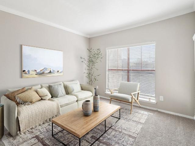 The Collins 3 Bedroom Apartment for Rent at 540 Buckingham Rd, Richardson, TX 75081