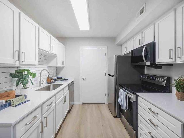 The Collins Apartment Homes 2 Bedroom Apartment for Rent at 305 Brookfield Dr, Myrtle Beach, SC 29588
