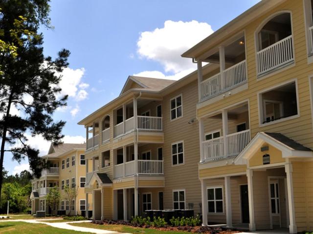 The Columns at Coldbrook Station 2 Bedroom Apartment for Rent at 501 Old Richmond Rd, Port Wentworth, GA 31407