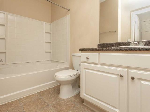 The Columns at Oakwood 2 Bedroom Apartment for Rent at 2102 Education Way, Oakwood, GA 30566