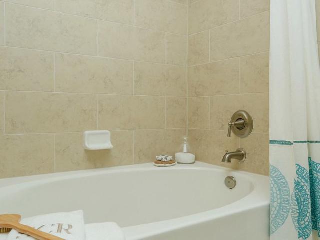 The Columns at Shadow Creek Ranch 2 Bedroom Apartment for Rent at 12325 Shadow Creek Pkwy, Pearland, TX 77584
