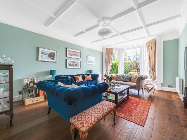 The Common, Cranleigh GU6, 4 bed semi detached house to rent, £5,000 pcm | PrimeLocation