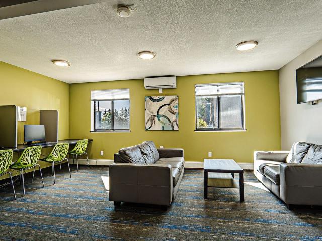 The Commons 1 Bedroom Apartment for Rent at 8201 College Trl, Inver Grove Heights, MN 55076