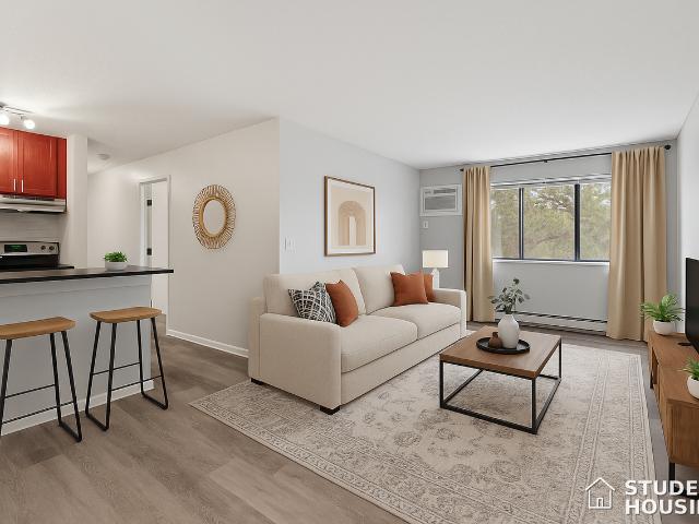 The Commons 2 Bedroom Apartment for Rent at 8201 College Trl, Inver Grove Heights, MN 55076