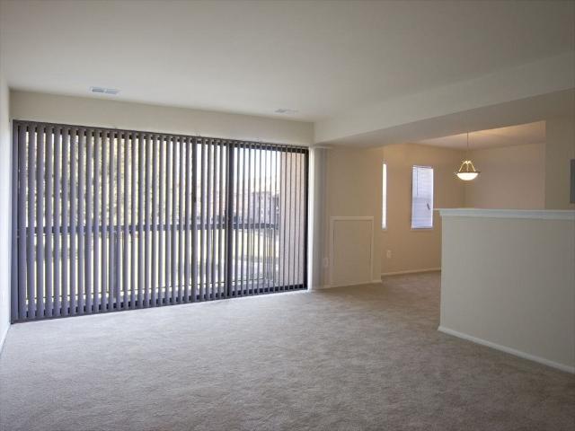 The Commons at Cowan Boulevard 3 Bedroom Apartment for Rent at 2352 Cowan Blvd, Fredericksburg, VA 22401