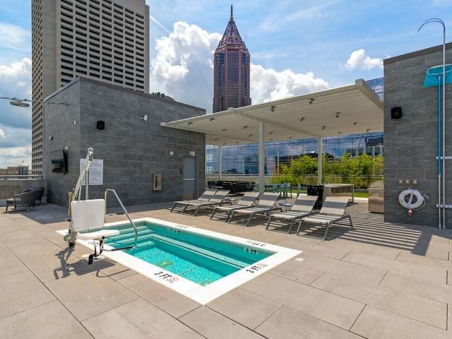 The Connector 4 Bedroom Apartment for Rent at 699 Spring St Nw, Atlanta, GA 30308 Midtown