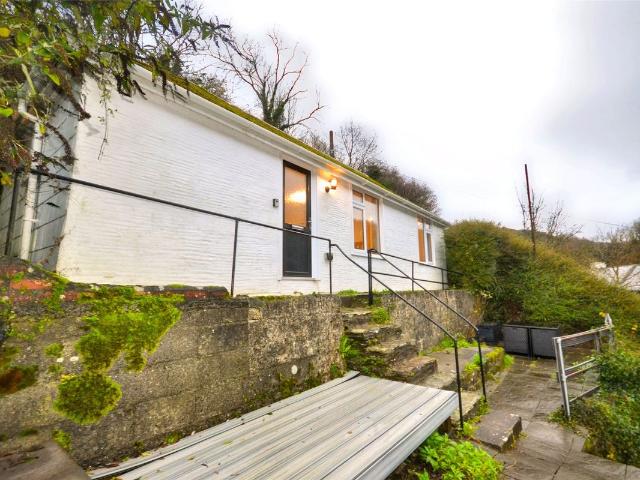 The Coombes, Polperro, Looe, Cornwall PL13, 1 bed detached house to rent, £700 pcm | PrimeLocation