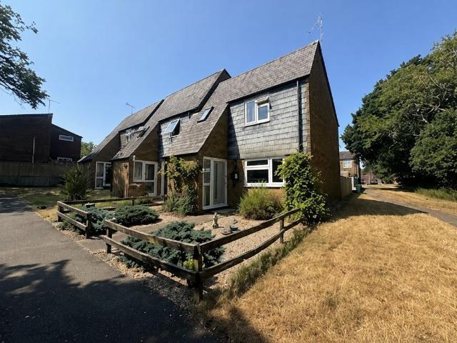The Copse, Chichester PO19, 3 bed terraced house to rent, £1,550 pcm | PrimeLocation