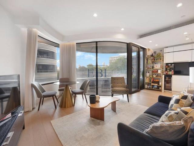 The Corniche, 24 Albert Embankment. 1 bed apartment to rent £2,995 pcm £691 pw