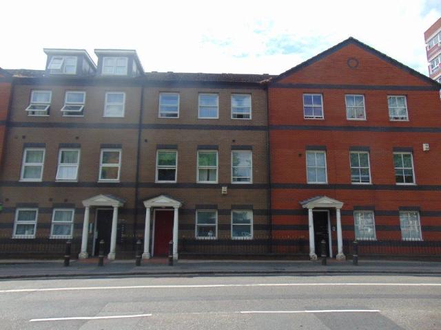 The Corranades 3 bed ground floor flat to rent £1,550 pcm £358 pw