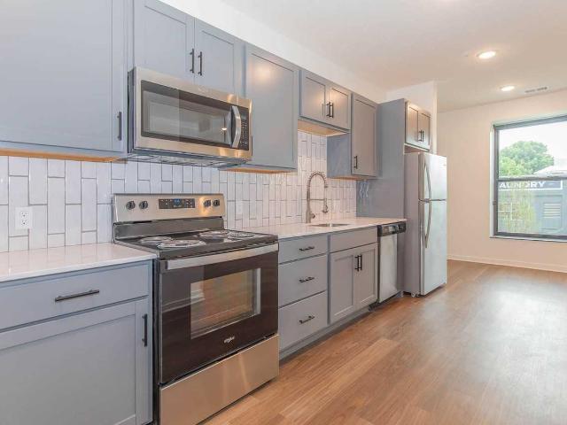 The Cosgrove 1 Bedroom Apartment for Rent at 3814 Leavenworth St, Omaha, NE 68105 Blackstone
