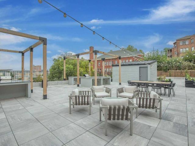 The Cosgrove 1 Bedroom Apartment for Rent at 3814 Leavenworth St, Omaha, NE 68105 Blackstone