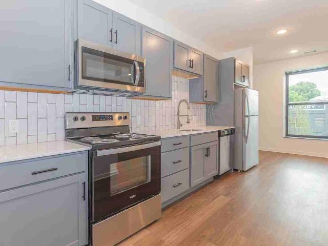 The Cosgrove 2 Bedroom Apartment for Rent at 3814 Leavenworth St, Omaha, NE 68105 Blackstone
