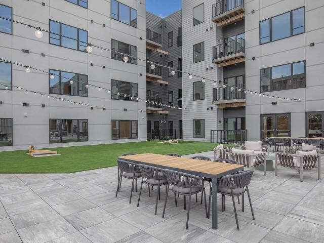 The Cosgrove Studio Apartment for Rent at 3814 Leavenworth St, Omaha, NE 68105 Blackstone