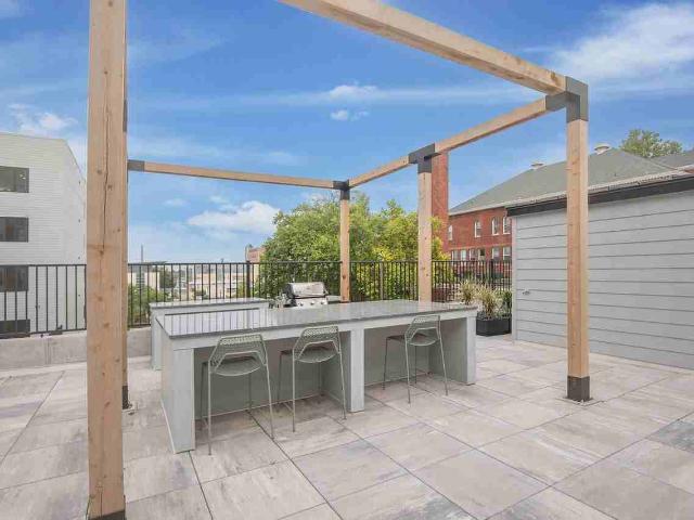 The Cosgrove Studio Apartment for Rent at 3814 Leavenworth St, Omaha, NE 68105 Blackstone