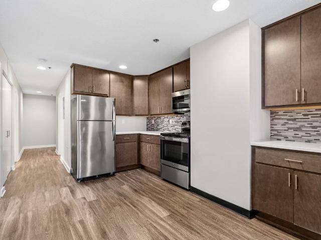 The Cosmopolitan 2 Bedroom Apartment for Rent at 250 6th St E, St. Paul, MN 55101 Downtown St. Paul