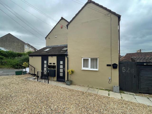 The Causeway, Coalpit Heath, Bristol BS36, 2 bed flat to rent, £1,150 pcm | PrimeLocation