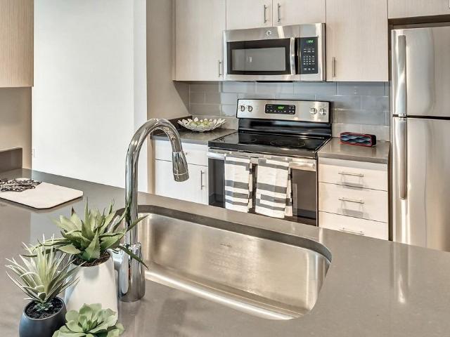 The Cairns 2 Bedroom Apartment for Rent at 422 Yale Ave N, Seattle, WA 98109 South Lake Union