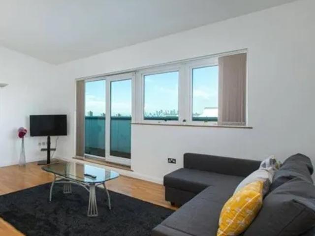 The Cakery, 26 Thomas Street, London, SE18 6HT, United Kingdom | 2 bed duplex for rent #135186696 | Rentberry