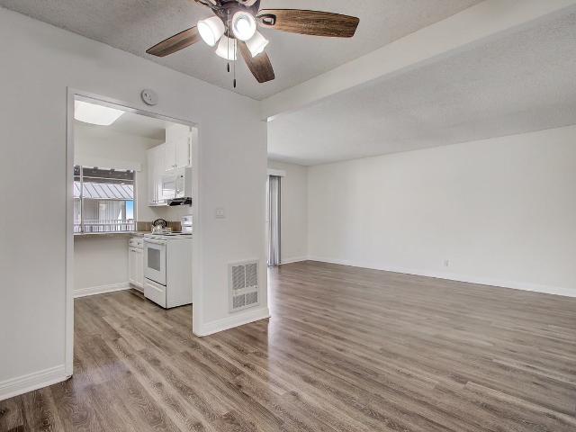 The Californian Apartments HB 2 Bedroom Apartment for Rent at 6242 Warner Ave, Huntington Beach, CA 92647