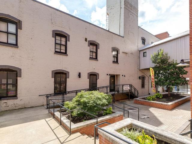 The Cameron Lofts 1 Bedroom Apartment for Rent at 325 Brown St, Petersburg, VA 23803