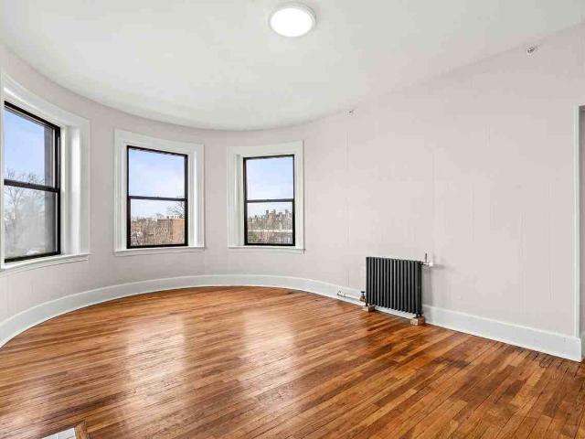 The Cantabrigia 1 Bedroom Apartment for Rent at 1010 Massachusetts Ave, Cambridge, MA 02138 Riverside