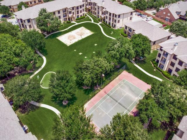 The Canyons Apartments 3 Bedroom Apartment for Rent at 2751 River Park Dr, Fort Worth, TX 76116 River Park