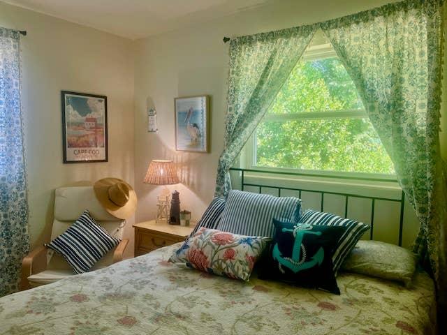 The Cape Cod Retreat