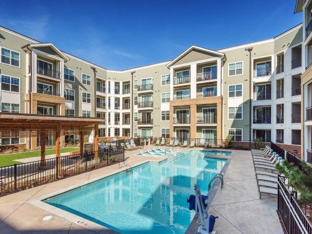 The Cardinal Apartments 1 Bedroom Apartment for Rent at 4615 Forest Dr, Columbia, SC 29206