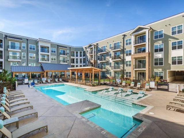 The Cardinal Apartments 1 Bedroom Apartment for Rent at 4615 Forest Dr, Columbia, SC 29206