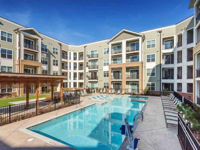 The Cardinal Apartments Studio Apartment for Rent at 4615 Forest Dr, Columbia, SC 29206