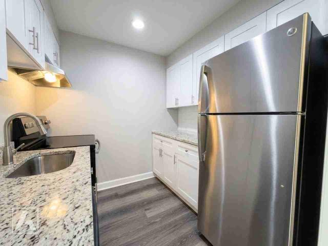 The Carl 1 Bedroom Apartment for Rent at 3323 N Westmoreland Dr, Orlando, FL 32804 College Park