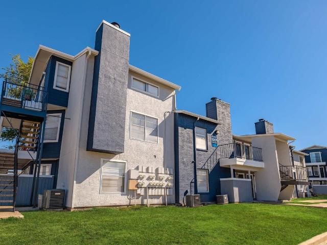 The Carmel 2 Bedroom Apartment for Rent at 1051 E Centerville Rd, Garland, TX 75041