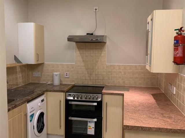 The Carronades 3 bed apartment to rent £1,550 pcm £358 pw