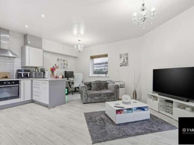 The Cedars, Broxbourne, EN10