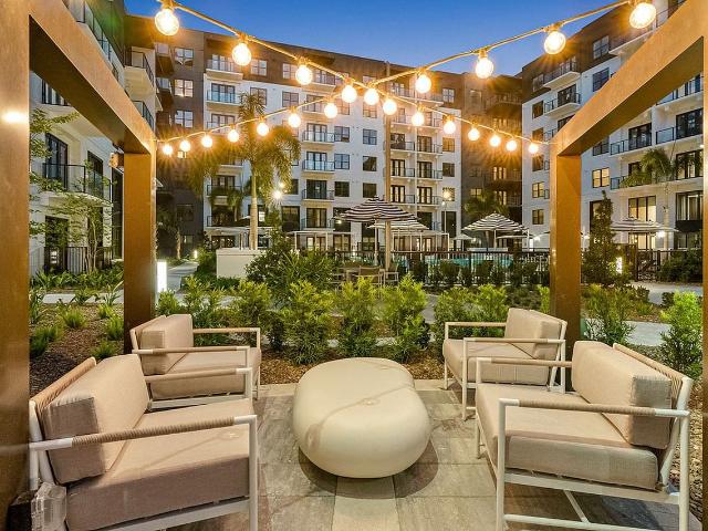 The CenterPointe 2 Bedroom Apartment for Rent at 425 Centerpointe Cir, Altamonte Springs, FL 32701